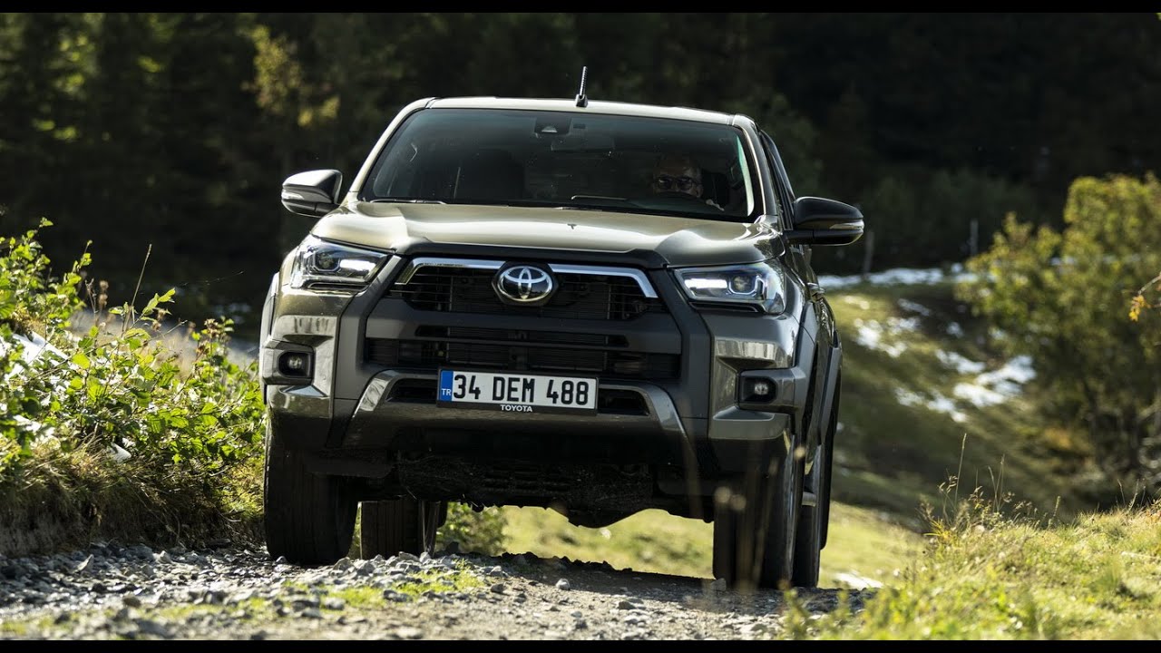 2020 Toyota Hilux: More power and better comfort for the compact pickup ...