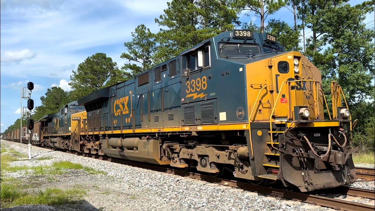 CSX ET44AH 3398 Leads Manifest Train M441-26 at Sandy Ford - YouTube
