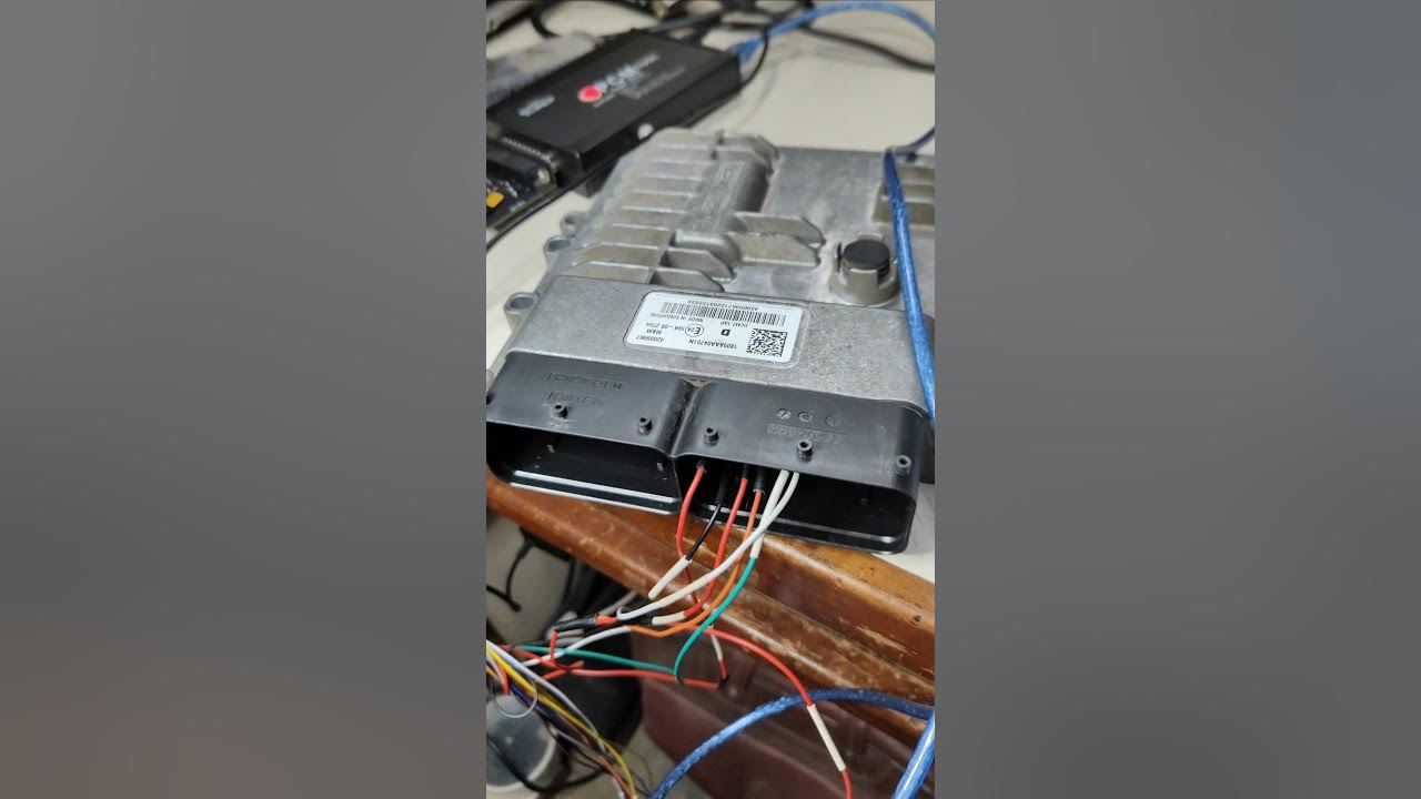 XUV300 Delphi ECM DCM7.1AP Cloning on Bench mode#9845034687#ecmrepair#bangalore - YouTube