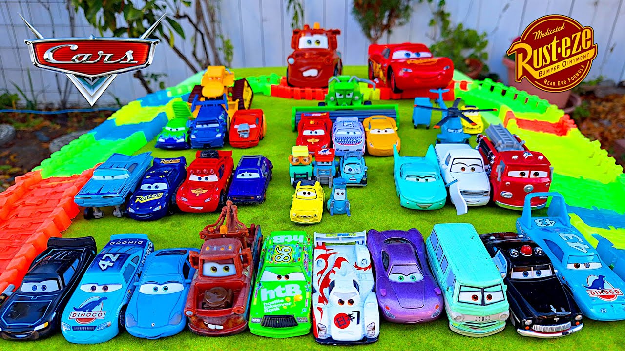 DISNEY PIXAR CARS FALL INTO THE WATER : Lightning McQueen, Jackson ...