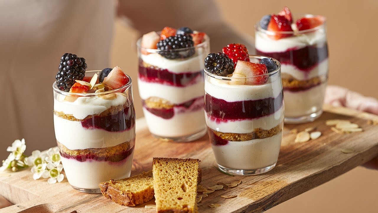 Recette - Tiramisu aux fruits rouges et pain d'épices - Colruyt - YouTube