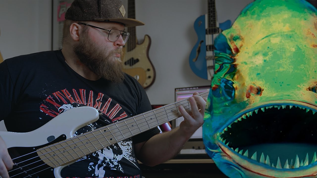 Mark Lettieri - Stoplight Loosejaw // Bass Cover - YouTube