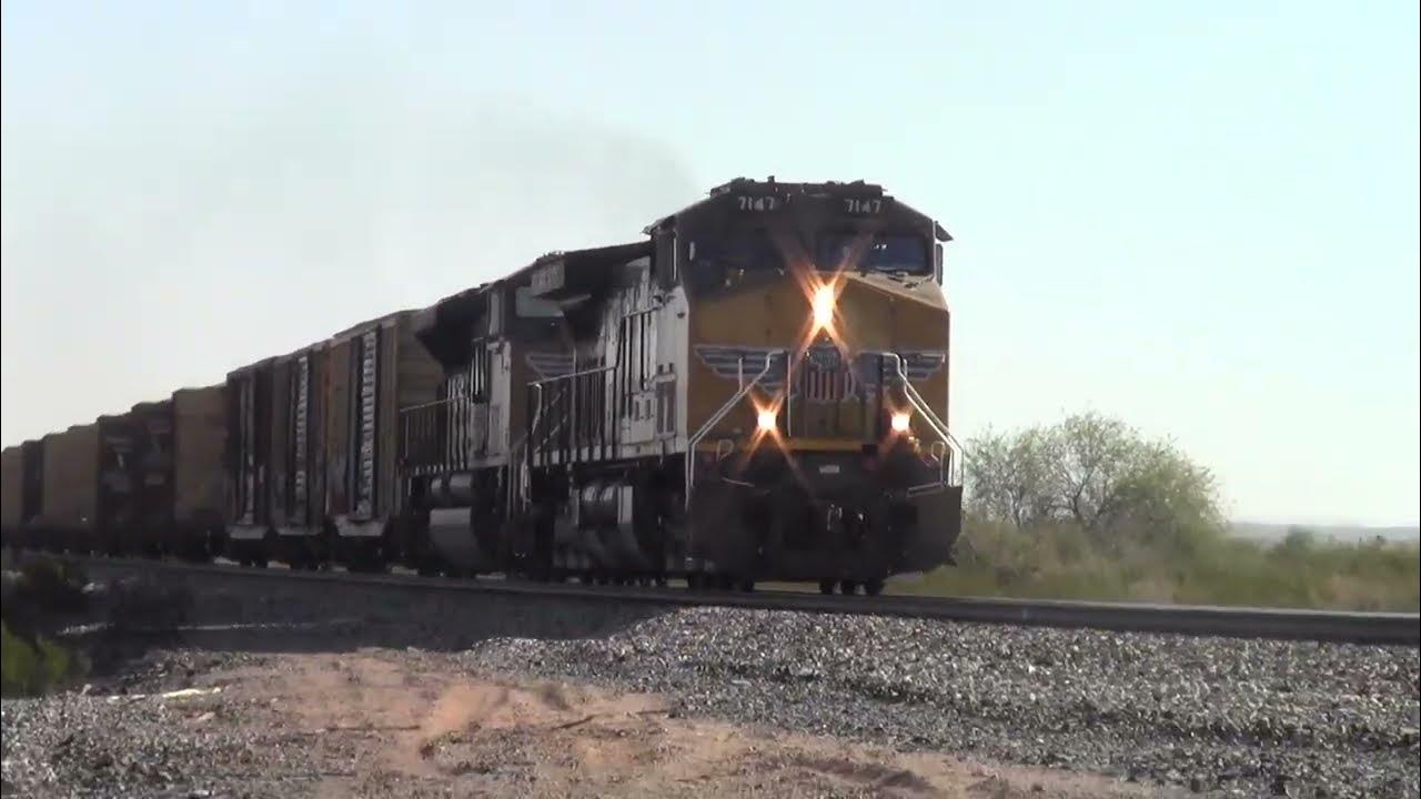 Union Pacific Mixed Freight - YouTube