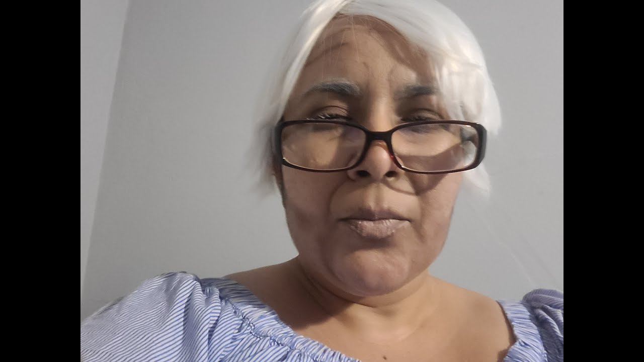 HALLOWEEN MAKEUP OLD LADY - YouTube