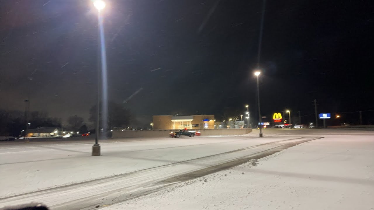 Thunder snow live stream drive , Michigan - YouTube