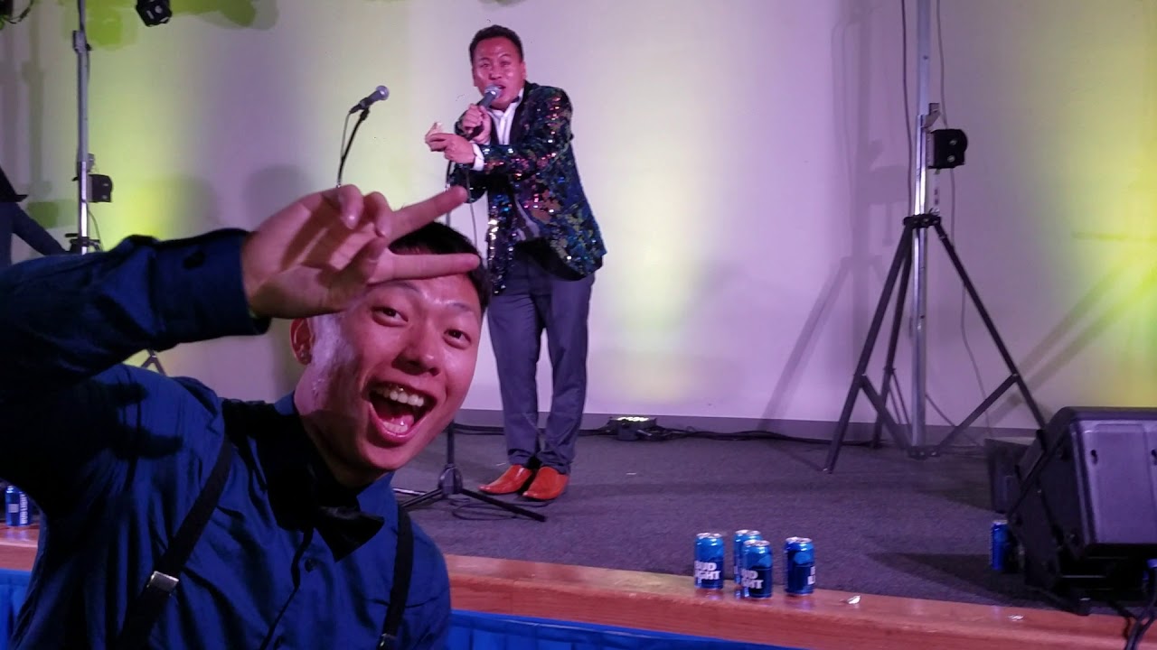 KOOS LOOS IN ULIA CONCERT IN FRESNO CALIFORNIA 11-15-19 - YouTube