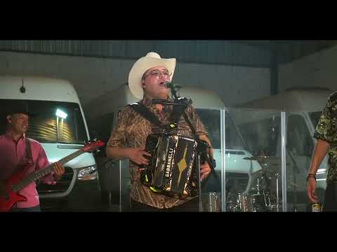 Estoy Pagando - Elías Medina & Akilatados