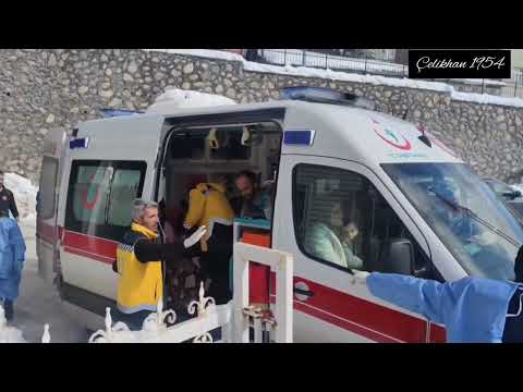 Depremin 3. günü Çelikhan.. köylerde enkazdan kurtarılan yaralılar #çelikhan #deprem #askerhan