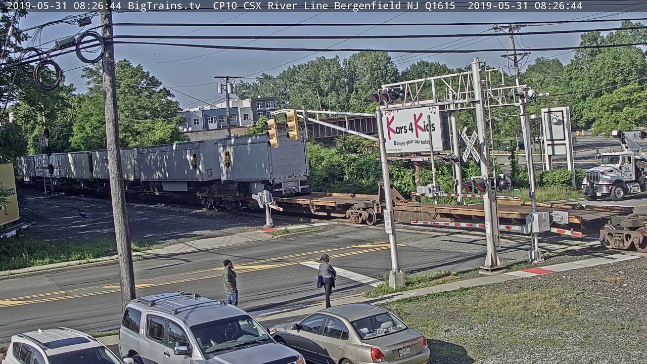5- 31-2019 08:26 sb stack trailers CSX 166, 65 Q010 - YouTube
