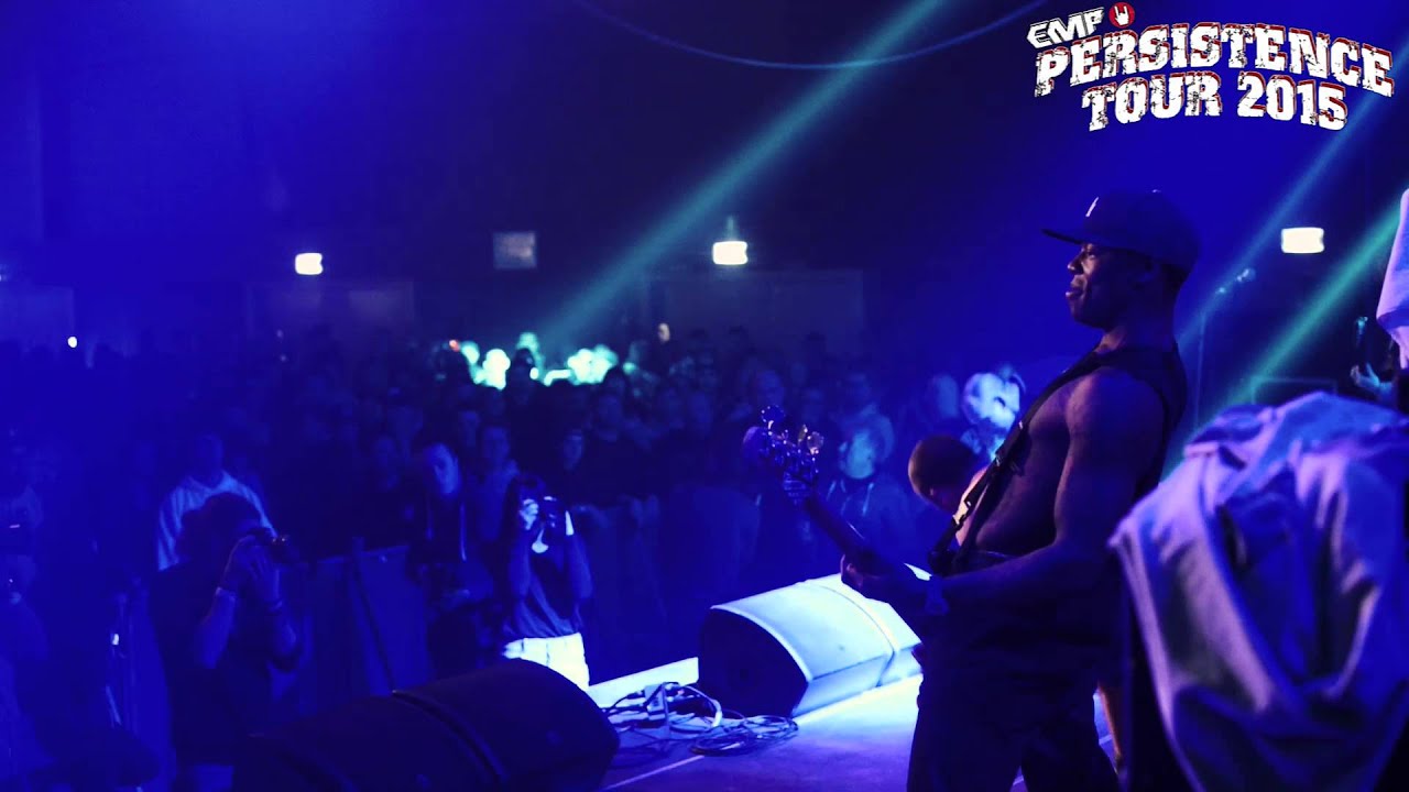 Persistence Tour 2015 day 11 - DEINZE - YouTube