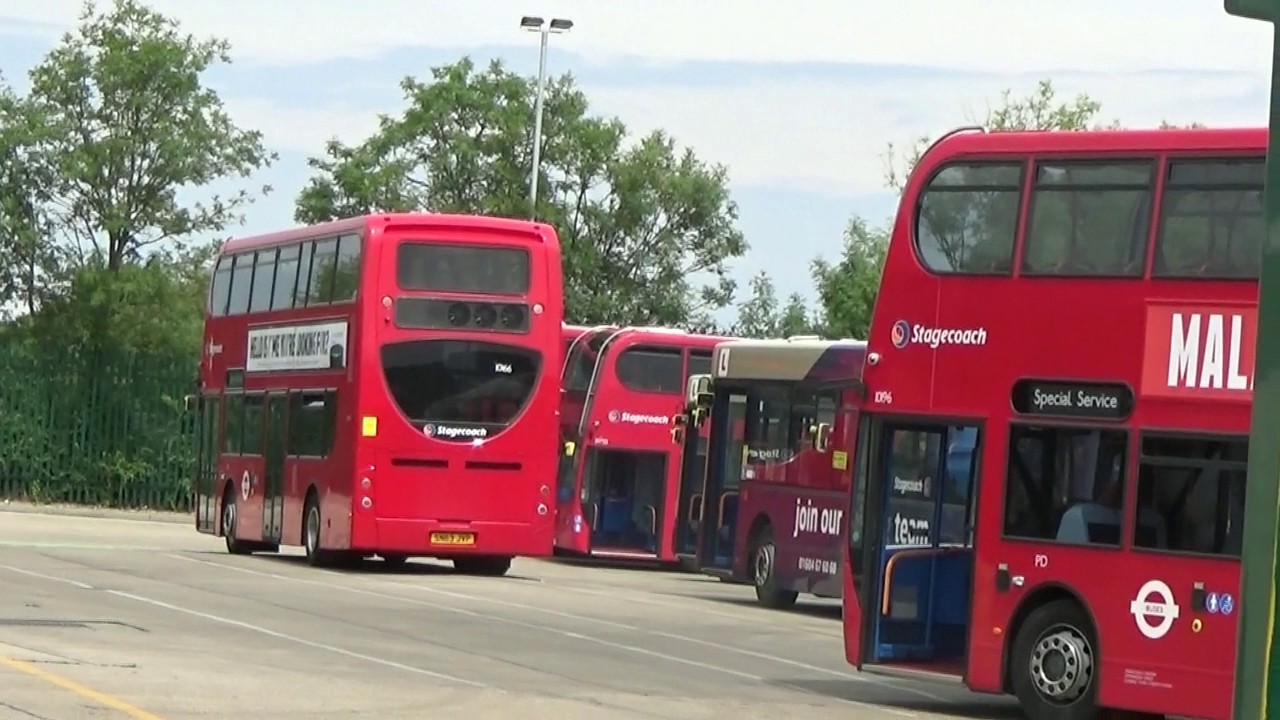 Buses at Northampton Deport (Silverstone Buses) 13/7/17 - YouTube