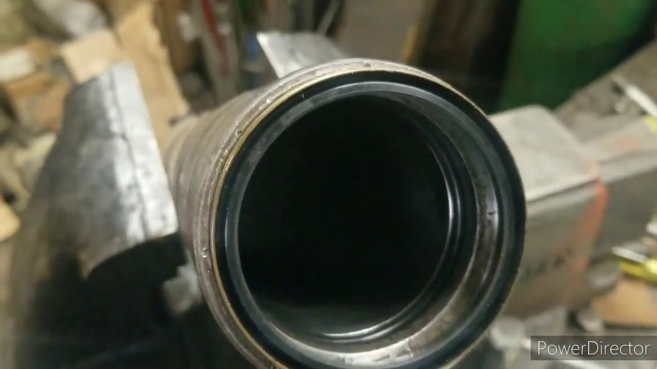Gleaner header lift cylinder reseal - YouTube