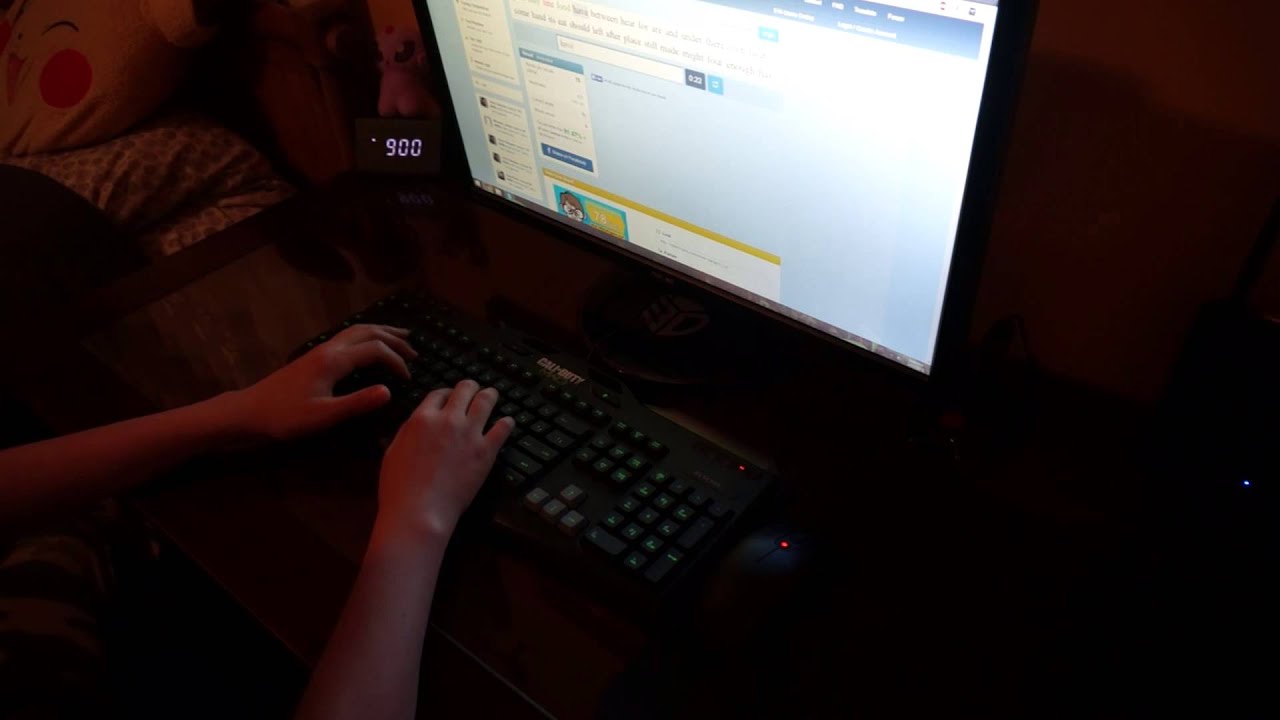Logitech G105 MW3 Keyboard Typing test/sound - YouTube