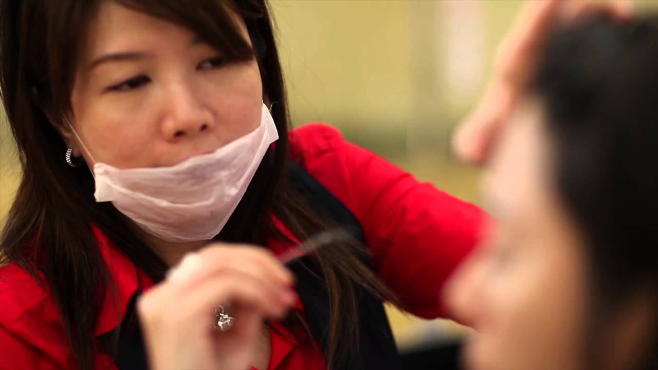 Singapore Professional Makeup Artist Consultant LIREN NEO - YouTube