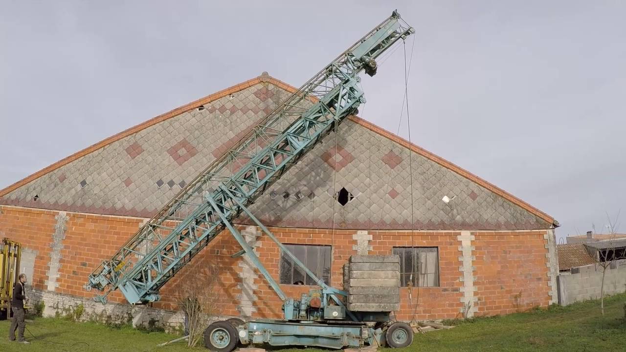 Montage Grue Potain - YouTube
