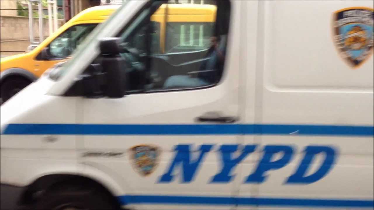 RARE NYPD VIDEO UNIT AT E. 21ST ST. IN THE LOWER MANHATTAN AREA OF NEW ...