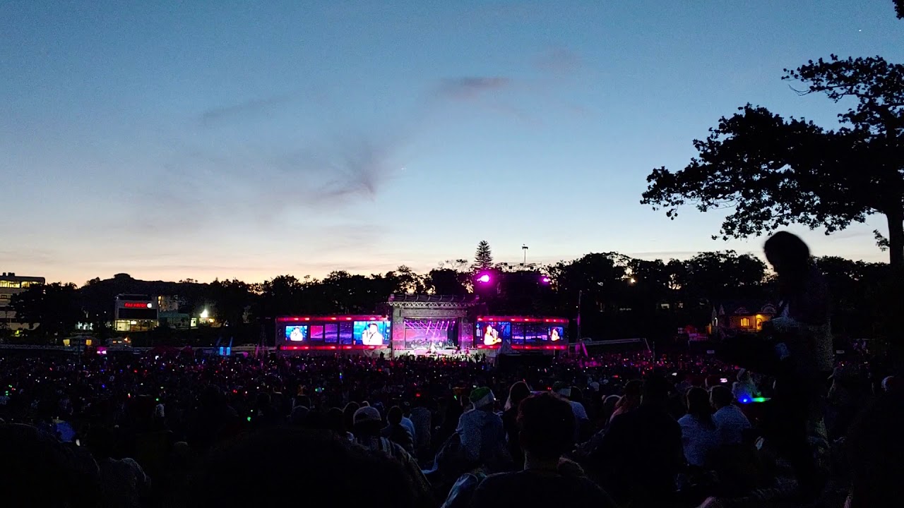 Auckland Domain park concert - YouTube