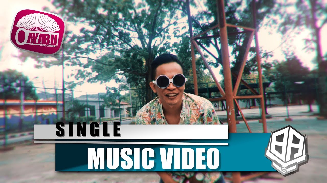 SUKO GR - SINGLE OFFICIAL MUSIC VIDEO - YouTube