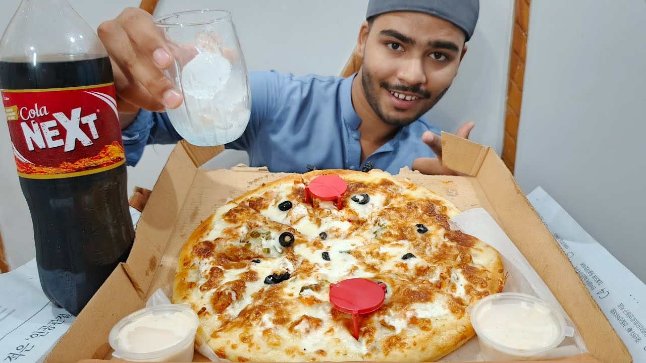 Short Mukbang video #pizza 🍕🍕 - YouTube