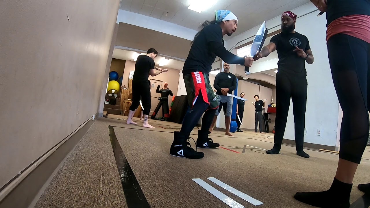 Single Sword Drill: Training to move with and without weapons - YouTube