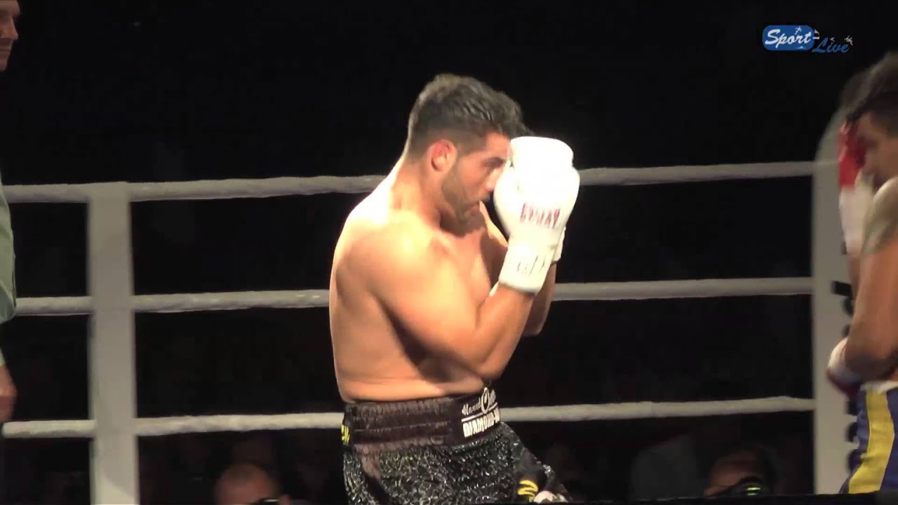 Boxen: Manuel Charr vs. Olexiy Mazikin - YouTube