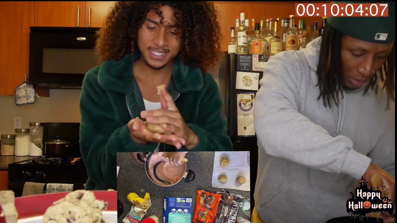 BAKING WHILE HIGH OFF EDIBLES ( GONE WRONG ) *HAPPY HALLOWEEN* - YouTube