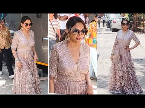 dhak dhak Ghar Madhuri Dixit at dance Deewane sets for her special ...