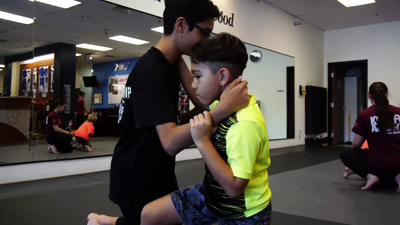 2 Fun Grappling Games For Kids - YouTube