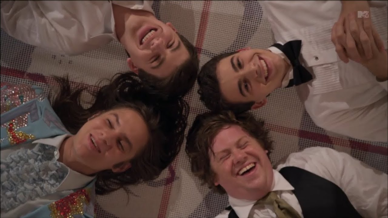 The Inbetweeners(US Version) Episode 12 Review: Just Dance - YouTube