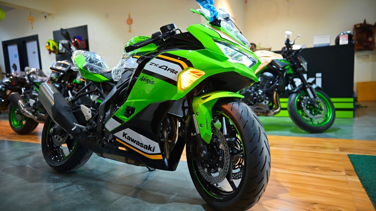 Kawasaki Ninja ZX4RR 2025 Model Launched Showroom - YouTube