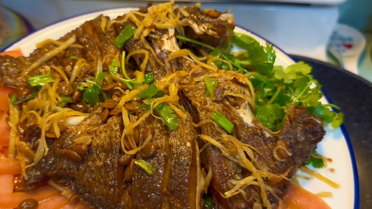 How to Make Fried Fish with Ginger Root, វិធីធ្វេីត្រីចៀនជួន ...