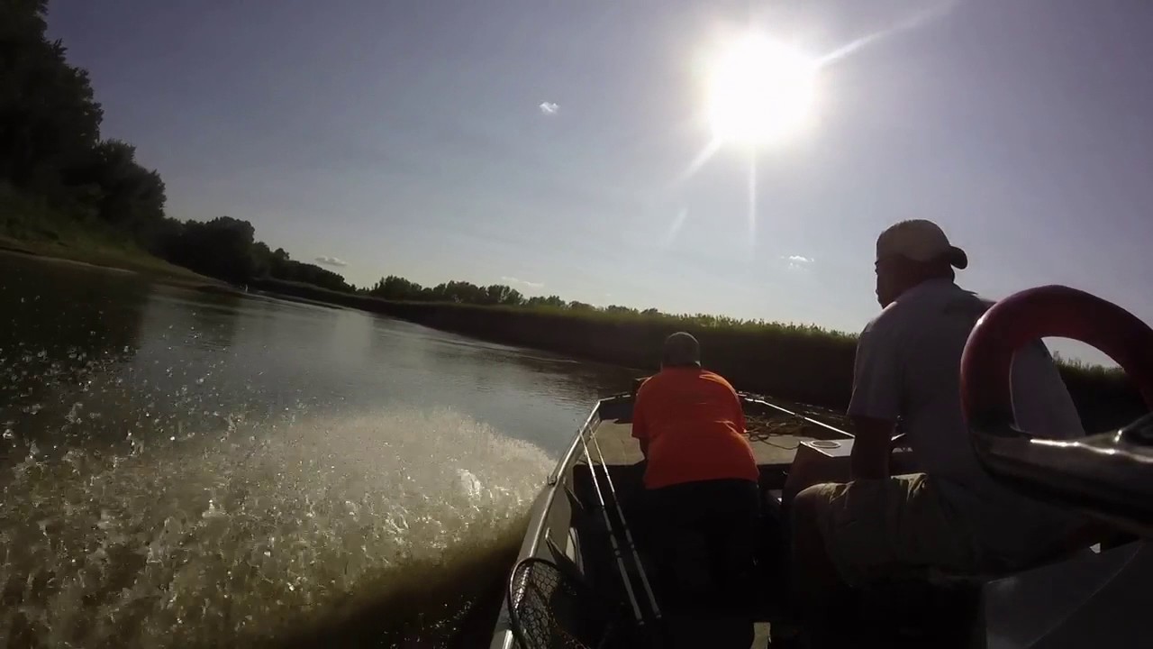 14 ft 120hp mercury sport jet - YouTube