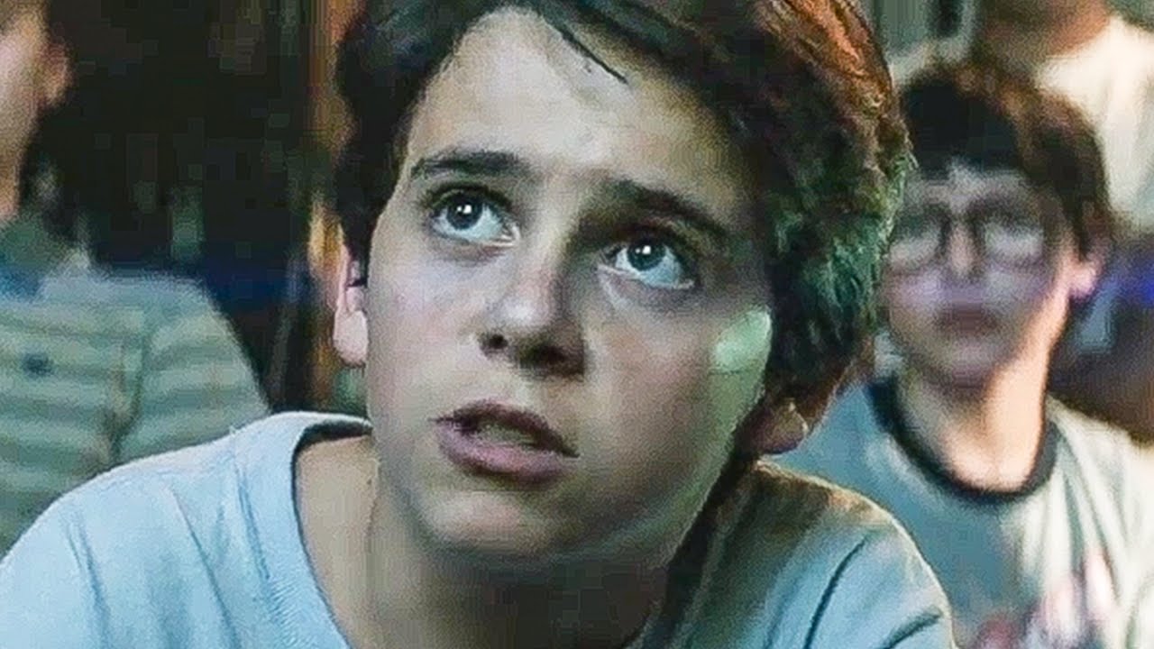 IT 'What Is That?' Movie Clip + Trailer (2017) - YouTube