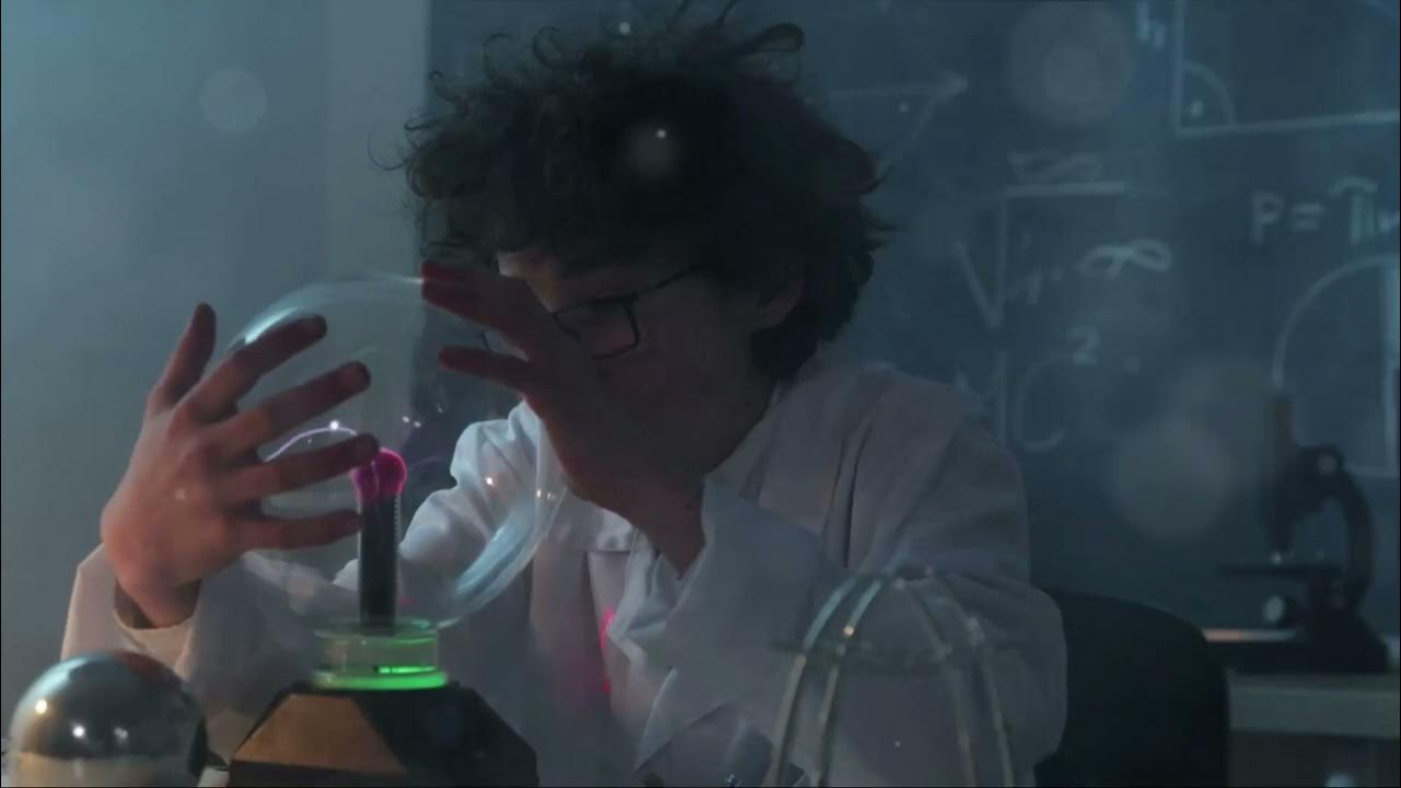 Unlocking Quantum Mysteries: The Double-Slit Experiment Explained! - YouTube