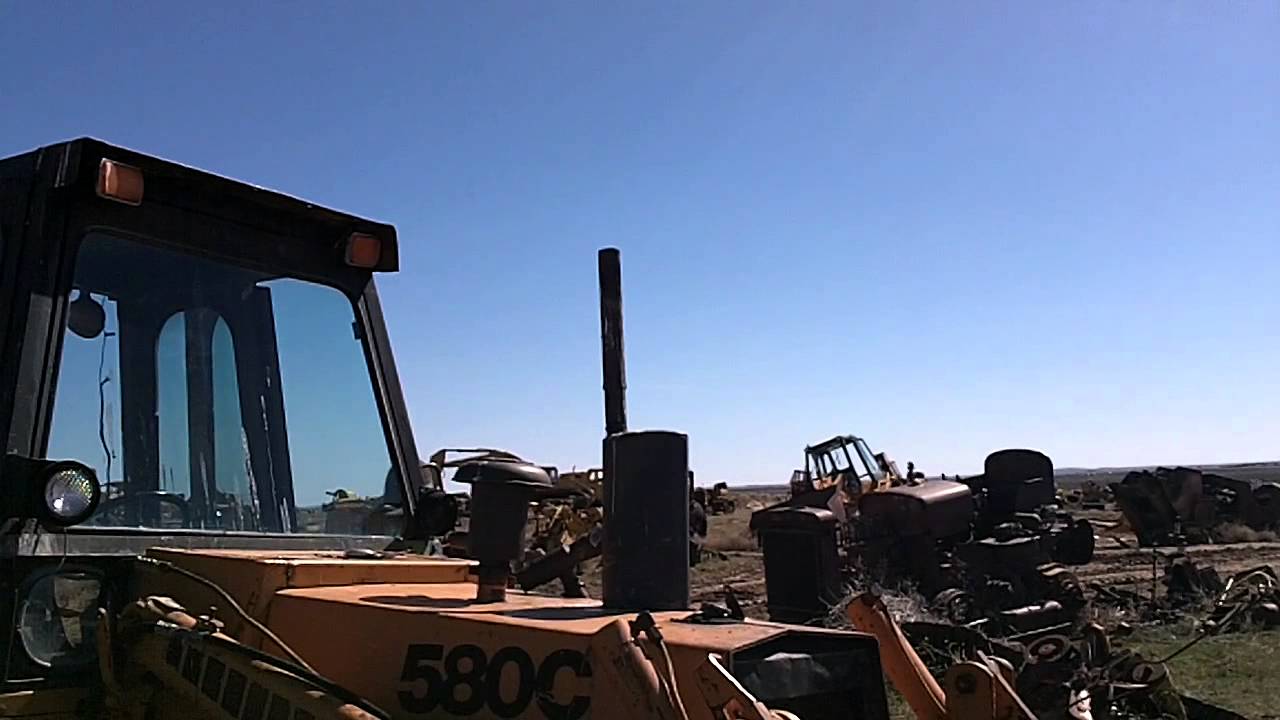 Case 580C 207D engine test - YouTube