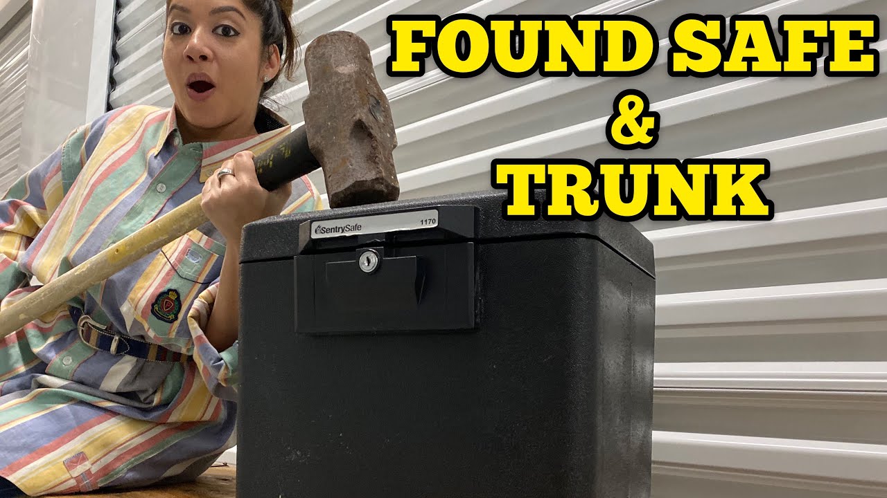 FOUND SAFE & TRUNK I Bought Abandoned Storage Unit Locker Opening ...