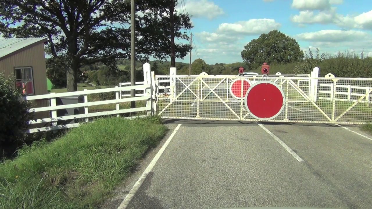 Tenterden Level Crossing - YouTube