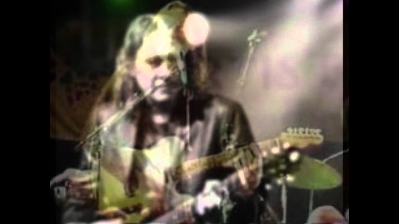 Robben Ford & The Blue Line - I'm a real man Chords - Chordify