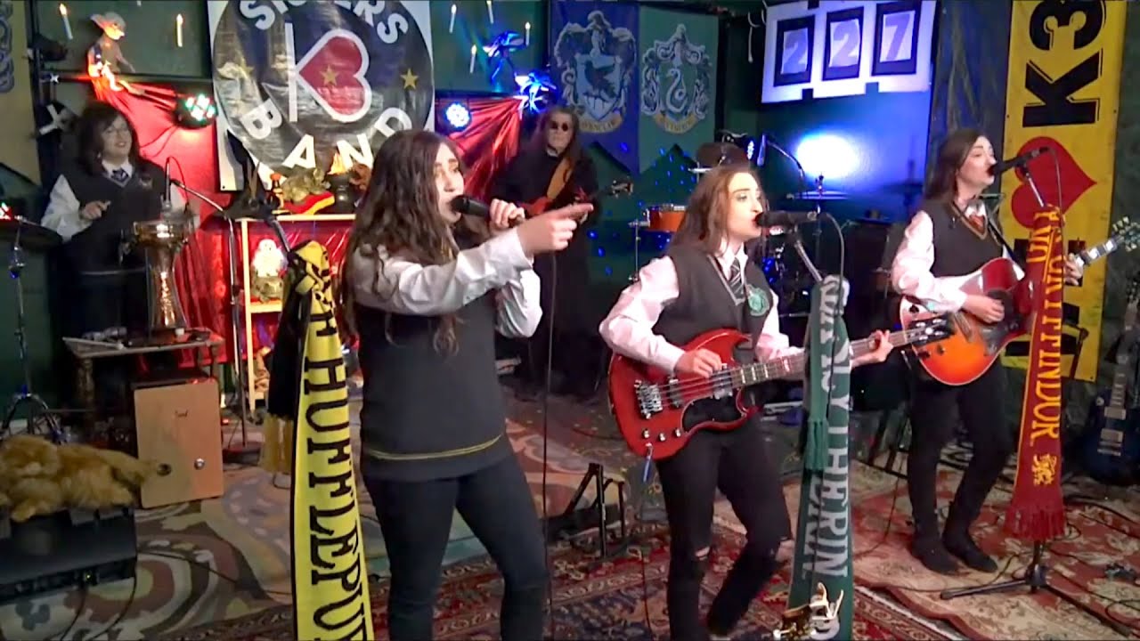 K3 Sisters Band - "Fireflies" (Harry Potter Show) - YouTube