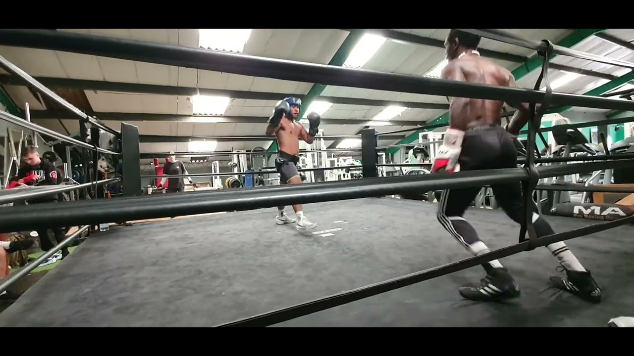 Oneface Mapacha - SPARRING SESSIONS AT SEVEN HILLS ABC BOXING GYM - YouTube