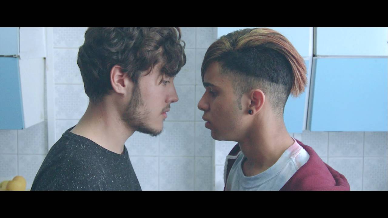Trailer - Un Punto Menos Sobre el Cielo (Gay LGBT Short Film 2016 ...