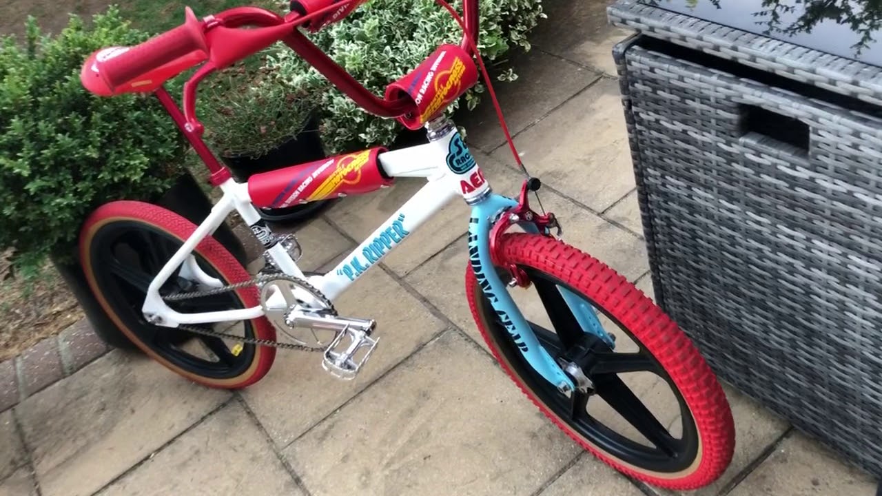 PK Ripper Looptail 1983 mile buff replica - YouTube