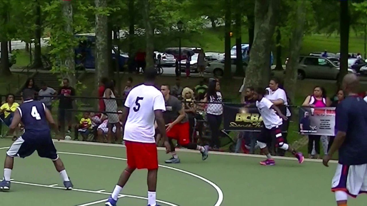 BCBA Desmon Shaver AGGRESSIVELY SMOOTH - YouTube