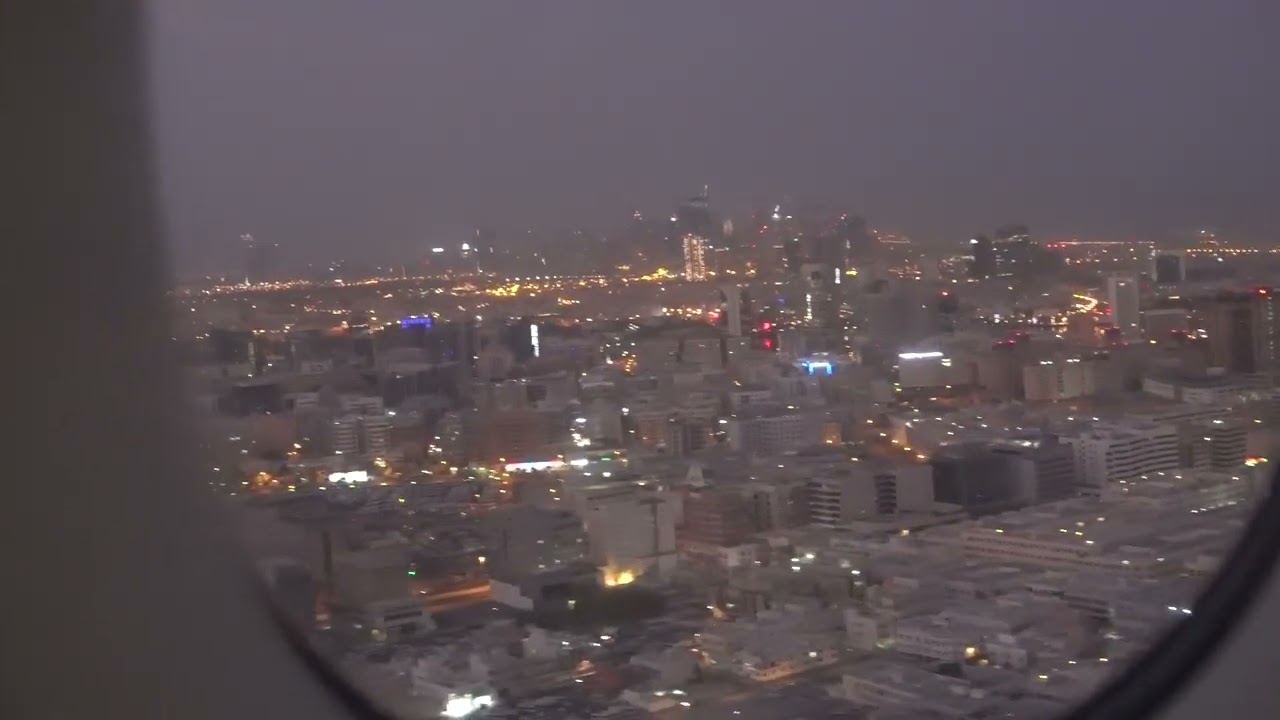 Emirates Airbus A380 Landing at Dubai ( EK 501 ) - YouTube