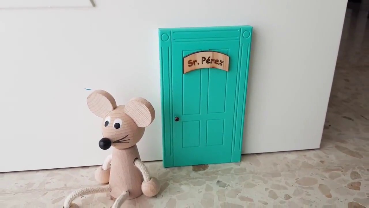 Puerta Raton Perez - YouTube