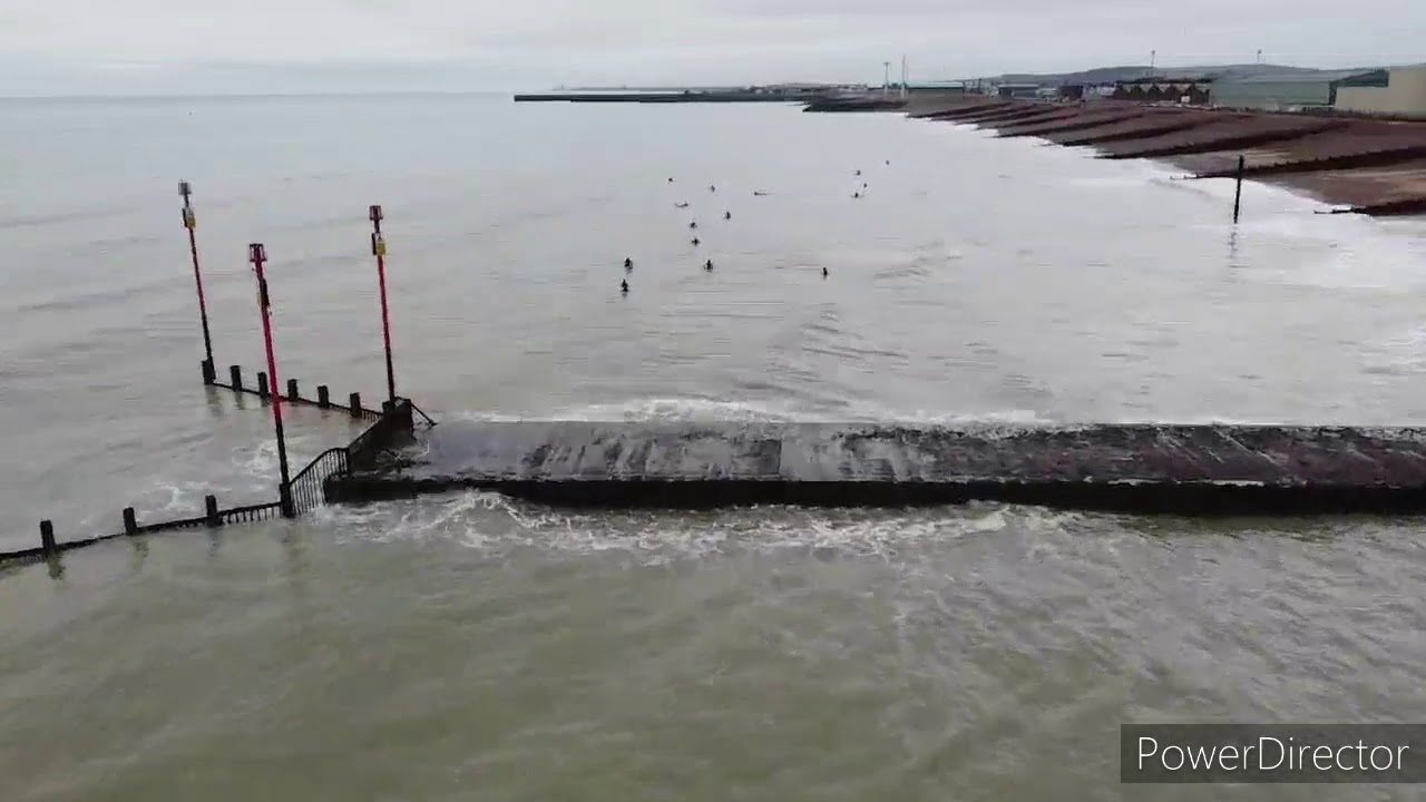 Surfing Hot pipe, Shoreham, UK - YouTube