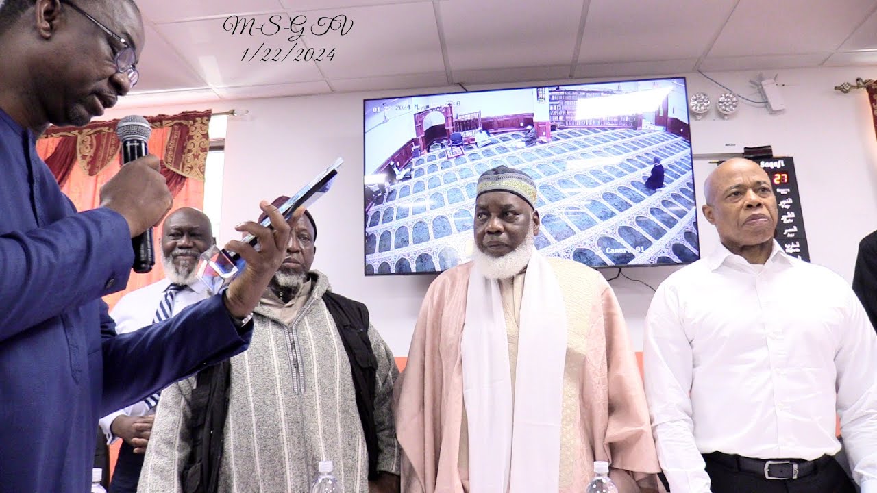 Mayor Adams visit Islamic Center Masjid Saqafi In the Bronx , New York ...