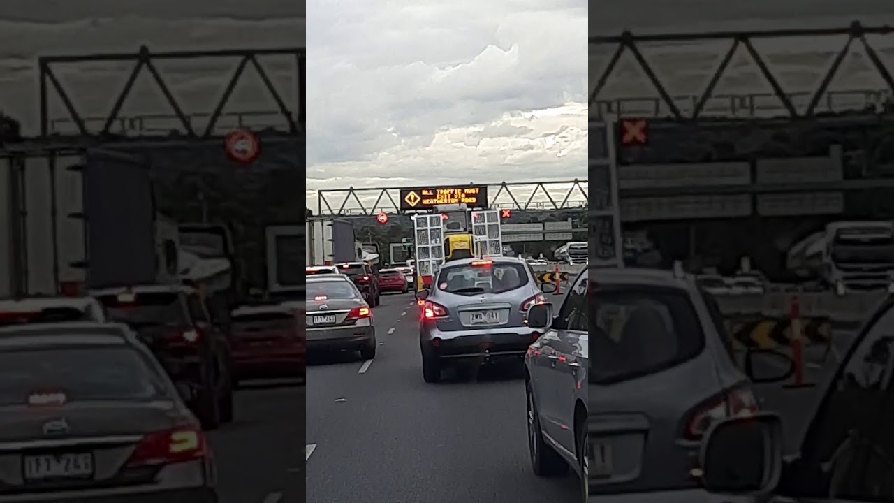 Melbourne traffic - YouTube