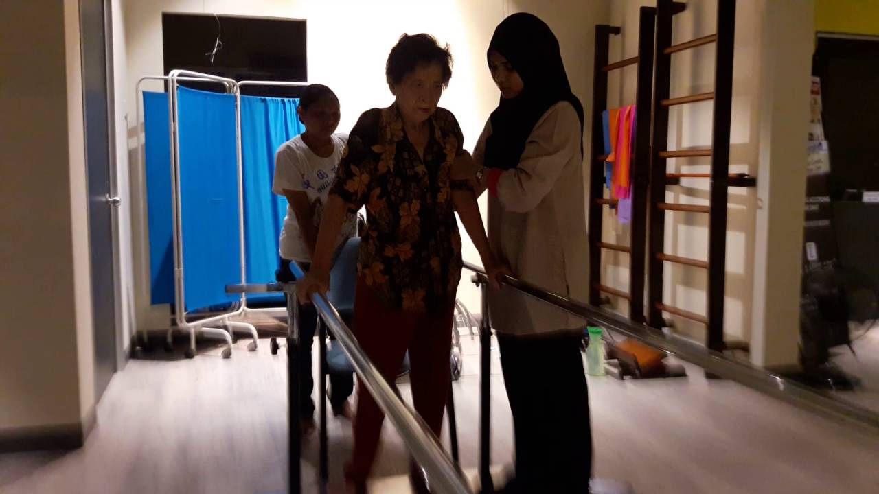 Physio walking bar - YouTube