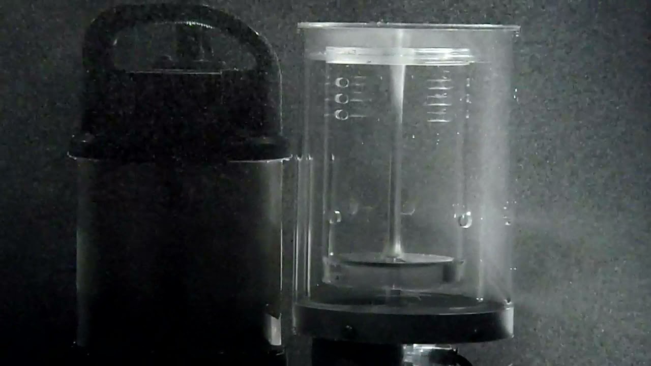 A double vortex of water and micro-bubbles created by DDHRS nozzle ...